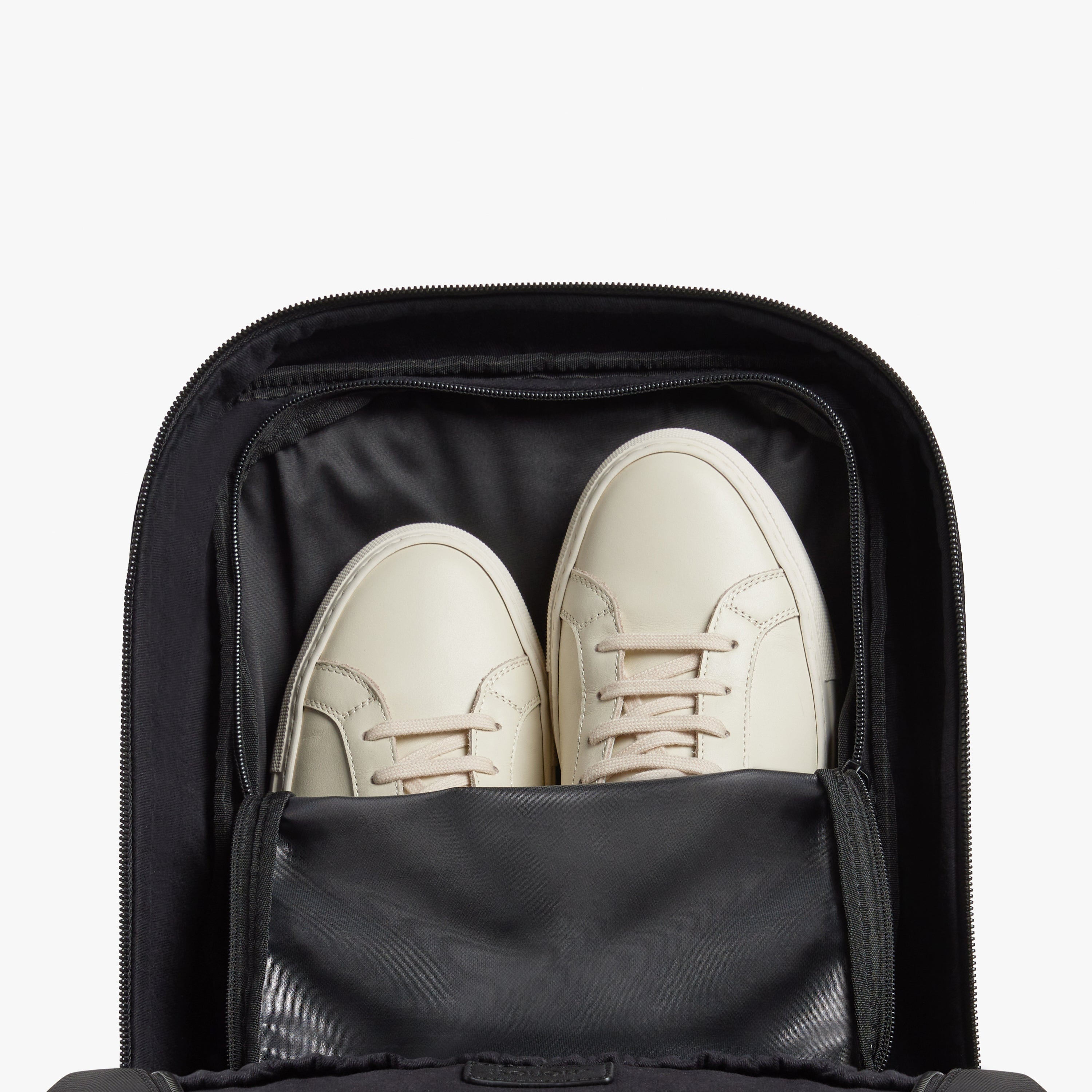 Metro Backpack, Nylon and Vegan Leather | Monos Luggage & Bags AU ...